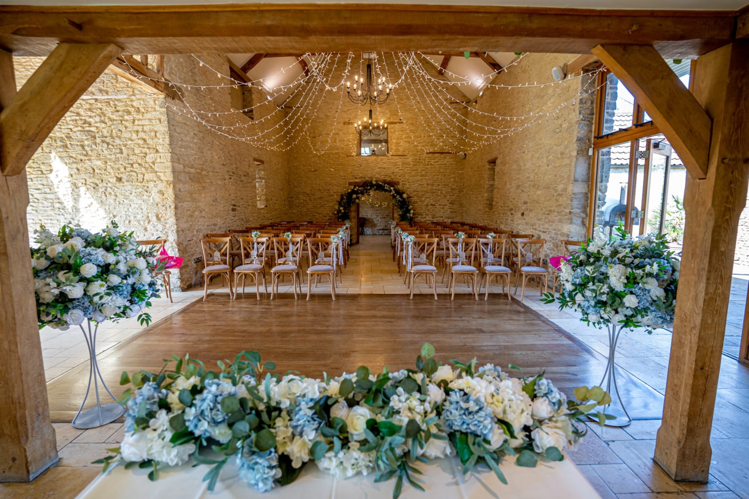 Kingscote Barn Wedding- Sophie TC Photography